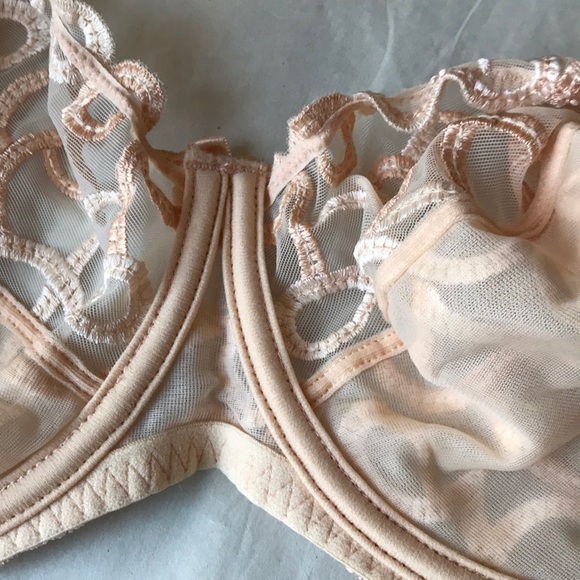 Le Mystere | Intimates & Sleepwear | Nwt Le Mystere Renaissance Swirl ...